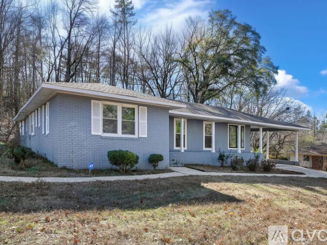 3 BR, 3 BA Apartment 1101 S Walston Bridge Rd, Jasper, AL 35501