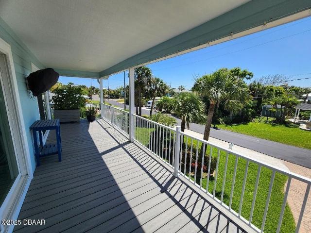 3 BR, 3 BA Apartment 110 Surf Street, New Smyrna Beach, FL 32169