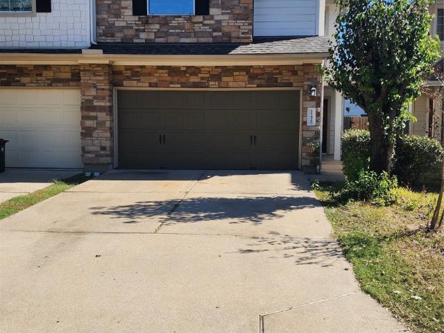 3 BR, 3 BA Apartment 11430 Hackmatack Way, Houston, TX 77066