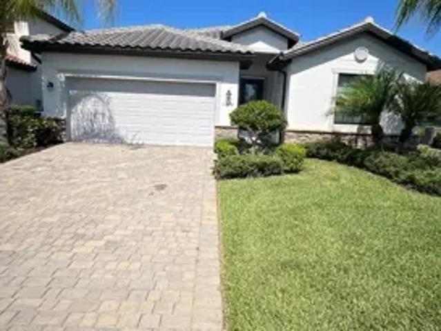3 BR, 3 BA Apartment 11572 Shady Blossom Dr, Fort Myers, FL 33913