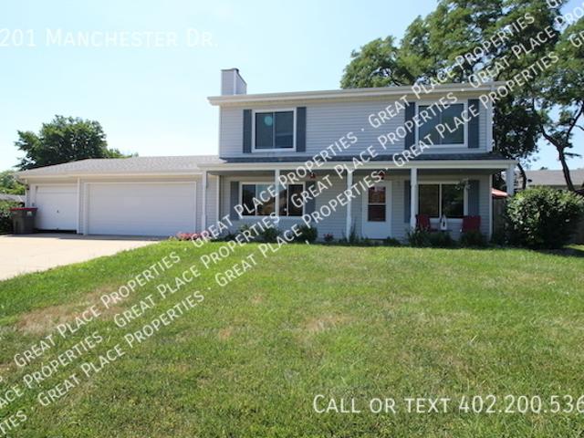 3 BR, 3 BA Apartment 1201 Manchester Dr Lincoln, NE 68528