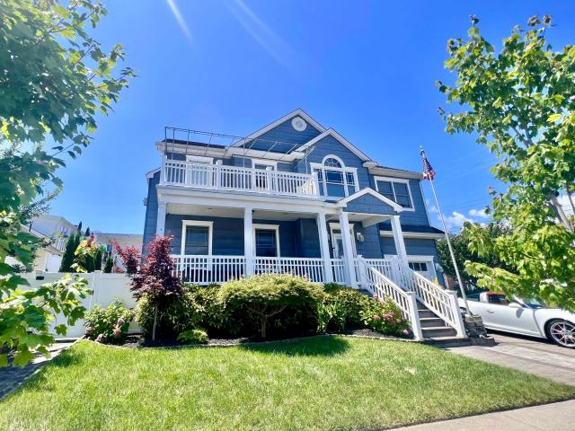 3 BR, 3 BA Apartment 122 North Monroe Avenue, Margate City, NJ 08402