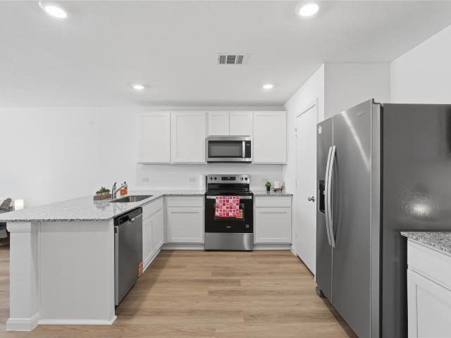 3 BR, 3 BA Apartment 12366 Sword Point Court, Willis, TX 77378