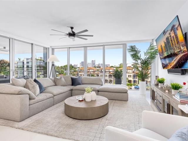 3 BR, 3 BA Apartment 133 Isle Of Venice Dr # 4B, Fort Lauderdale FL 33301, Fort Lauderdale, FL 33301