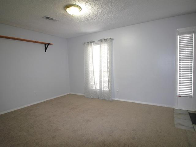 3 BR, 3 BA Apartment 1310 South Caney Trail Drive, Wharton, TX 77488