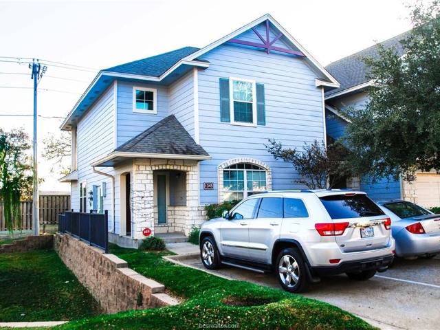 3 BR, 3 BA Apartment 1345 Canyon Creek Circle, College Station, TX 77840