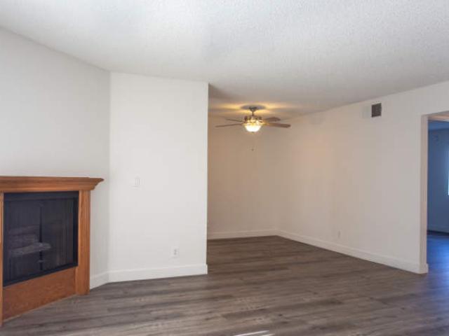 3 BR, 3 BA Apartment 13719 Oxnard St, Van Nuys, CA 91401
