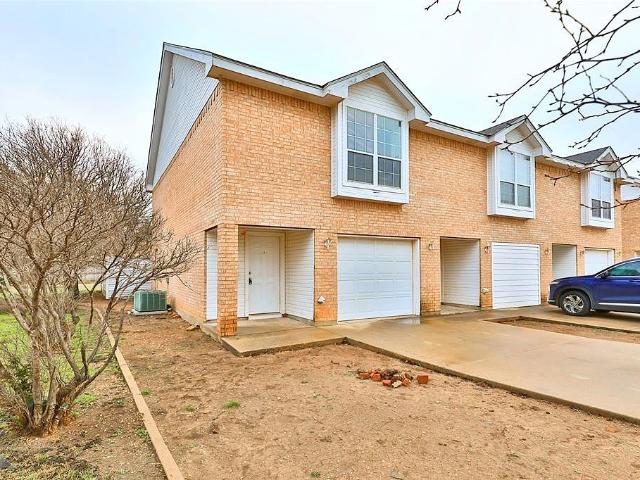 3 BR, 3 BA Apartment 2425 Church St, Abilene, TX 79601