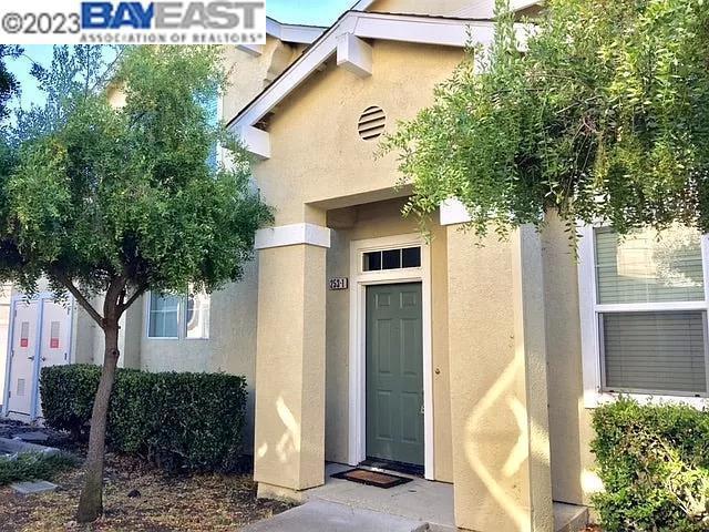 3 BR, 3 BA Apartment 253 BELLINGTON CMN, LIVERMORE, CA 94551