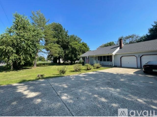 3 BR, 3 BA Apartment 254 Mullica Hill Rd, Harrison Township, NJ 08062