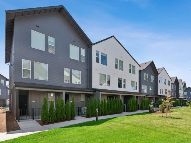 3 BR, 3 BA Apartment 2920 Falk Road Unit G 37, Vancouver, WA 98661