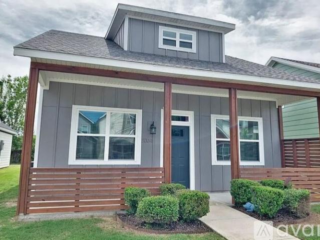 3 BR, 3 BA Apartment 2004 S Florida Way, Fayetteville, AR 72701