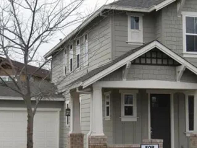 3 BR, 3 BA Apartment 2086 Autumn Walk Dr, Santa Rosa, CA 95403