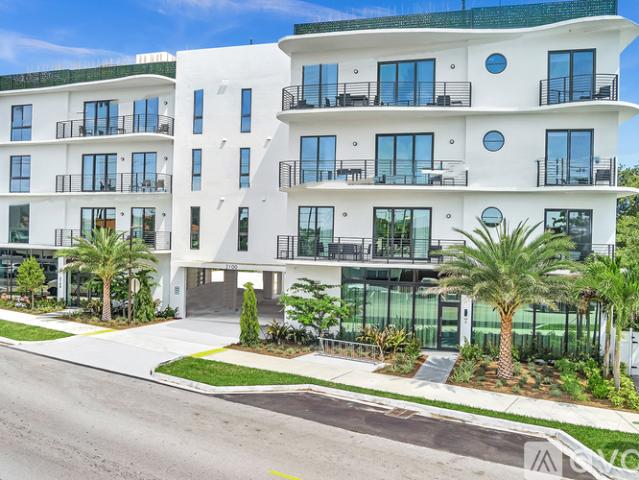 3 BR, 3 BA Apartment 2100 Miami Rd, Unit 204, Fort Lauderdale, FL 33316
