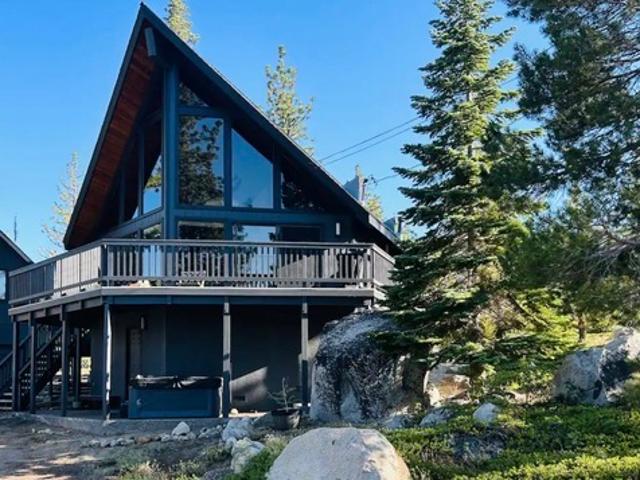 3 BR, 3 BA Apartment 2156 Chiapa Drive, South Lake Tahoe, CA 96150