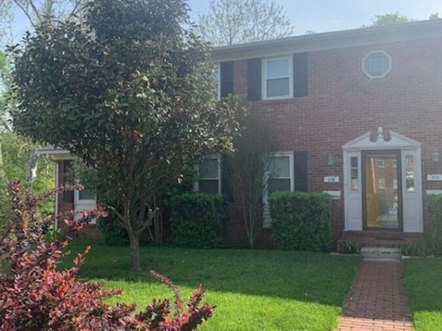 3 BR, 3 BA Apartment 215 Medlock Road, Lexington, KY 40517