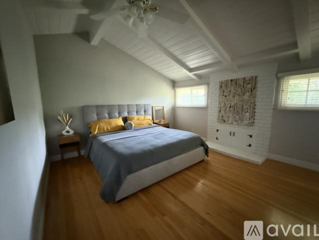 3 BR, 3 BA Apartment 22556 Gilmore St, Los Angeles, CA 91307