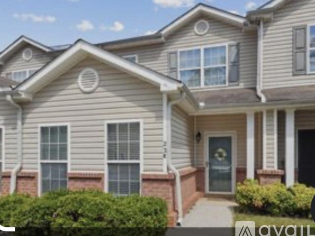 3 BR, 3 BA Apartment 226 Shenandoah Dr, Unit 1, Riverdale, GA 30274