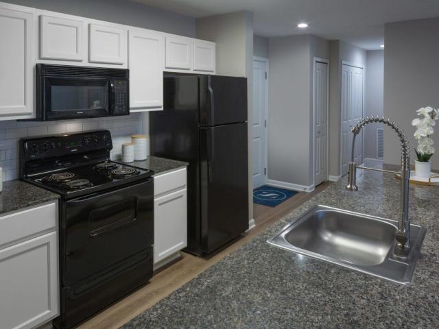 3 BR, 3 BA Apartment 22 E Exchange St, Unit 310, Akron, OH 44308
