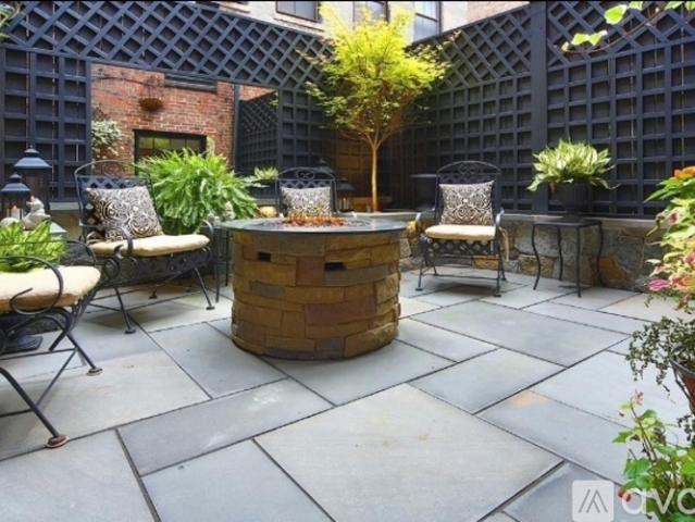3 BR, 3 BA Apartment 22 Garden Street, Boston, MA 02114