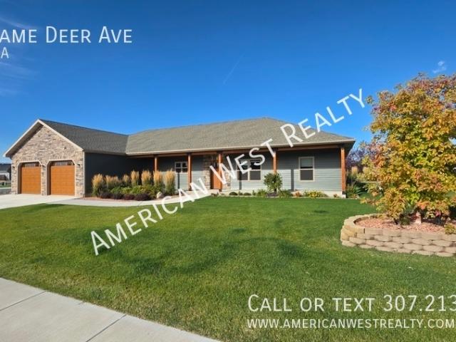 3 BR, 3 BA Apartment 231 Lame Deer Ave, Cody, WY 82414