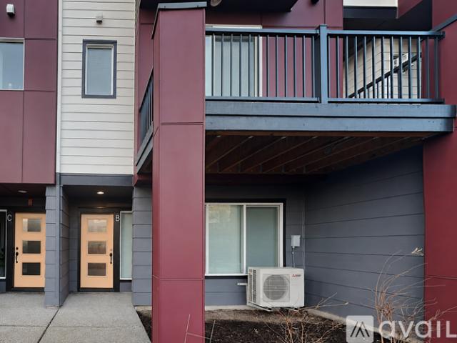 3 BR, 3 BA Apartment 23709 7th Ave SE, Unit B, Bothell, WA 98021