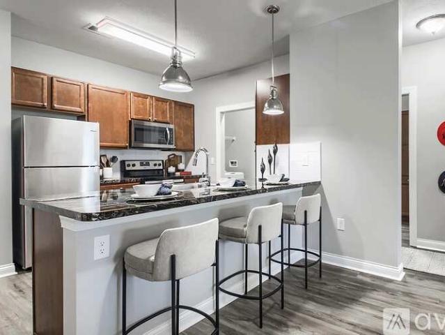 3 BR, 3 BA Apartment 3400 Club Way Court, Unit Estate A, Powell, OH 43065