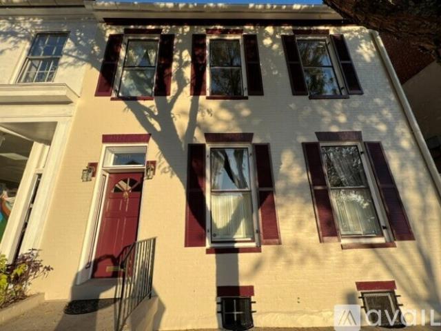 3 BR, 3 BA Apartment 340 N Market St, Frederick, MD 21701