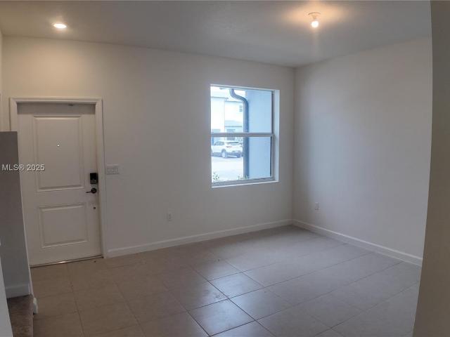 3 BR, 3 BA Apartment 35761 Southwest 178th Court, Homestead, FL 33034