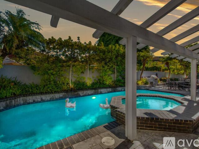 3 BR, 3 BA Apartment 3672 Seascape Dr, Huntington Beach, CA 92649