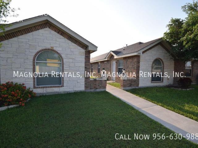 3 BR, 3 BA Apartment 3705 S Fairmont Ave, Pharr, TX 78577