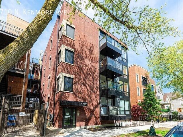 3 BR, 3 BA Apartment 3710 N. Kenmore Ave, Chicago, IL 60613
