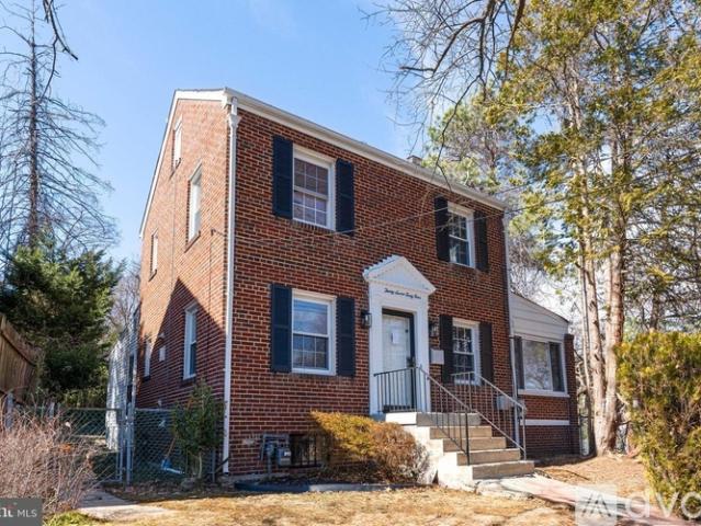 3 BR, 3 BA Apartment 3744 Camden Street Southeast, Washington, DC 20020