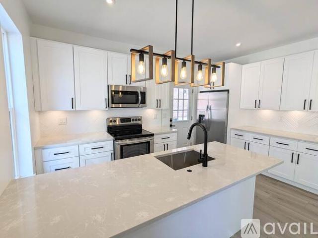 3 BR, 3 BA Apartment 3015 West Oxford Street, Unit 1, Philadelphia, PA 19121