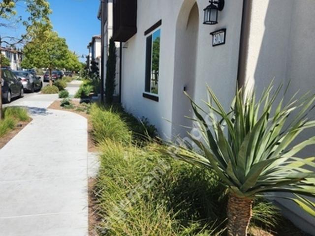 3 BR, 3 BA Apartment 3020 Harrison Ln, Simi Valley, CA 93065