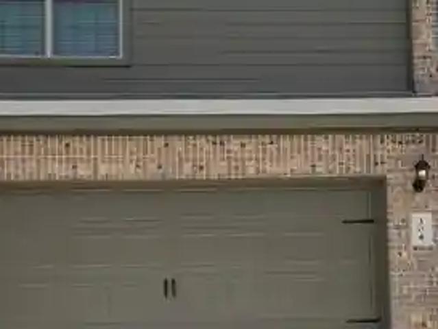 3 BR, 3 BA Apartment 304 Drew Ct, Ferris, TX 75125