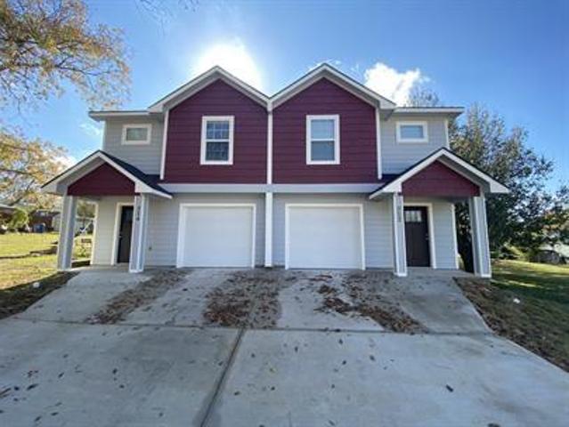 3 BR, 3 BA Apartment 312 East Day Street, Denison, TX 75021