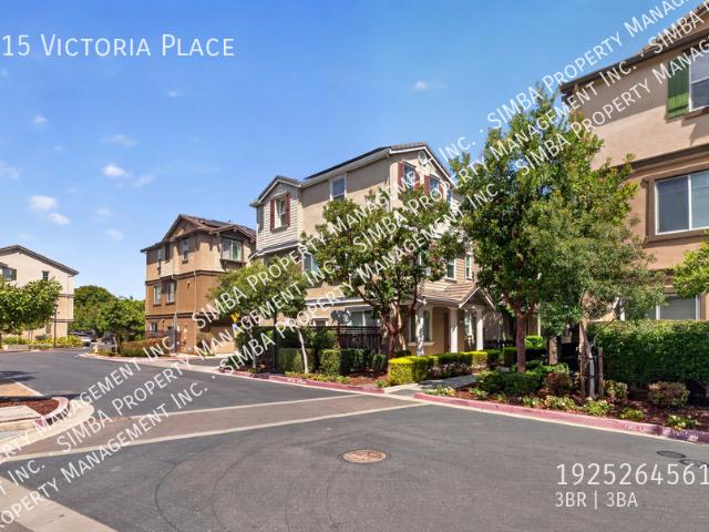3 BR, 3 BA Apartment 315 Victoria Place, Hayward, CA 94544