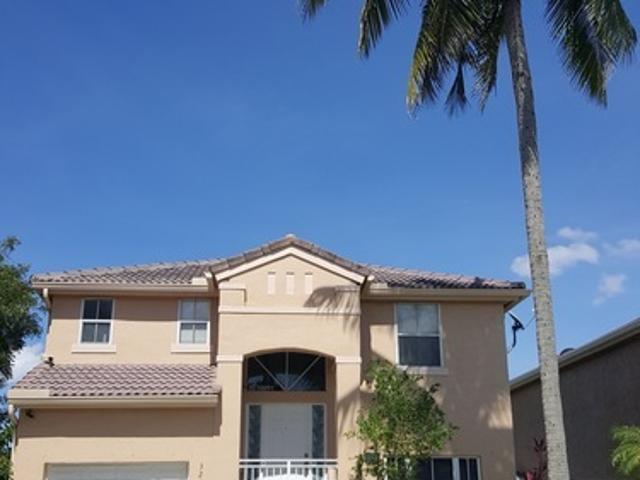 3 BR, 3 BA Apartment 3266 West Buena Vista Drive, Margate, FL 33063
