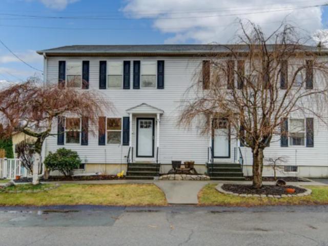 3 BR, 3 BA Apartment 32 Richmond St, Unit 2, Albany, NY 12205