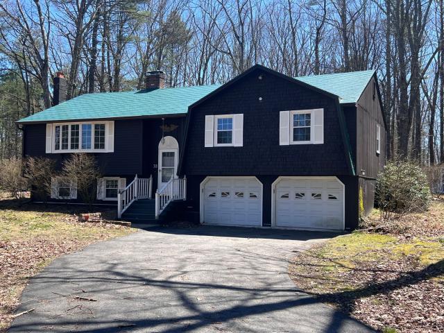 3 BR, 3 BA Apartment 33 Meadowbrook Dr, Barrington, NH 03825