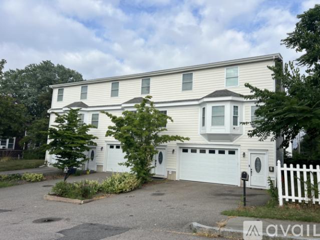 3 BR, 3 BA Apartment 3 Germain Ave, Unit 2, Quincy, MA 02169