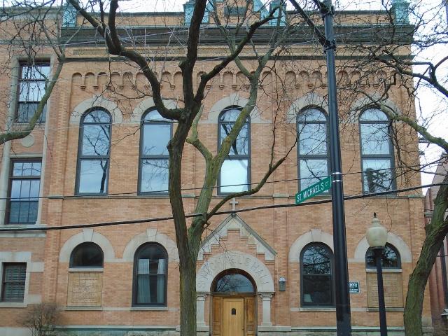 3 BR, 3 BA Apartment 443 W Eugenie Street, Chicago, IL 60614