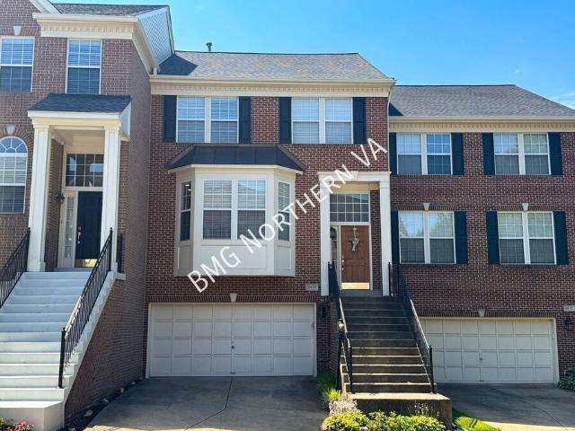 3 BR, 3 BA Apartment 46119 Geneva Ter, Sterling, VA 20165
