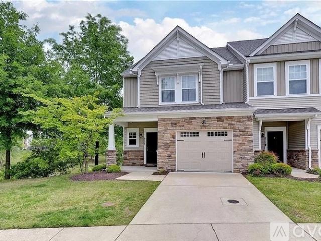 3 BR, 3 BA Apartment 4715 Minutemen Way, Unit Williamsburg, VA 23188