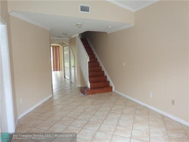 3 BR, 3 BA Apartment 4933 Tradewinds Ter, Fort Lauderdale, FL 33312