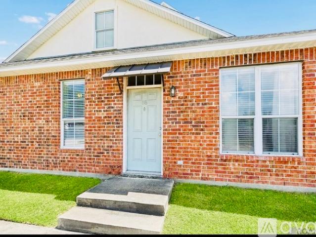 3 BR, 3 BA Apartment 4000 Lake Beau Pre Blvd, Unit 86, Baton Rouge, LA 70820