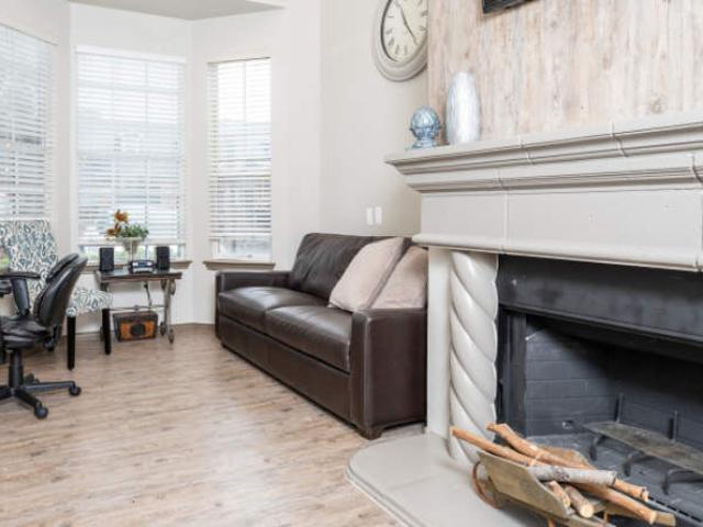 3 BR, 3 BA Apartment 400 E Cypress Creek Rd, Cedar Park, TX 78613
