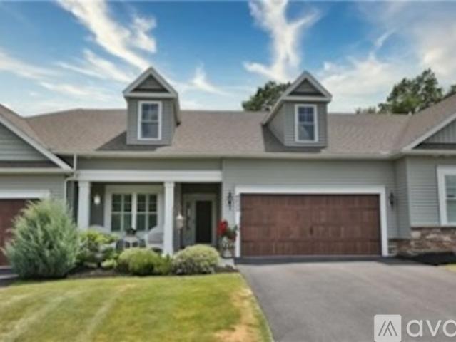 3 BR, 3 BA Apartment 4033 Saint James Parkway, Unit Lake Meadows, Canandaigua, NY 14424
