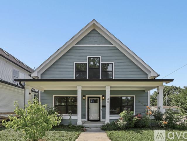 3 BR, 3 BA Apartment 404 Sanders St, Indianapolis, IN 46225